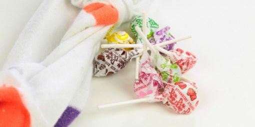 Blindfold Candy Taste Test Experiment - Raising Lifelong Learners